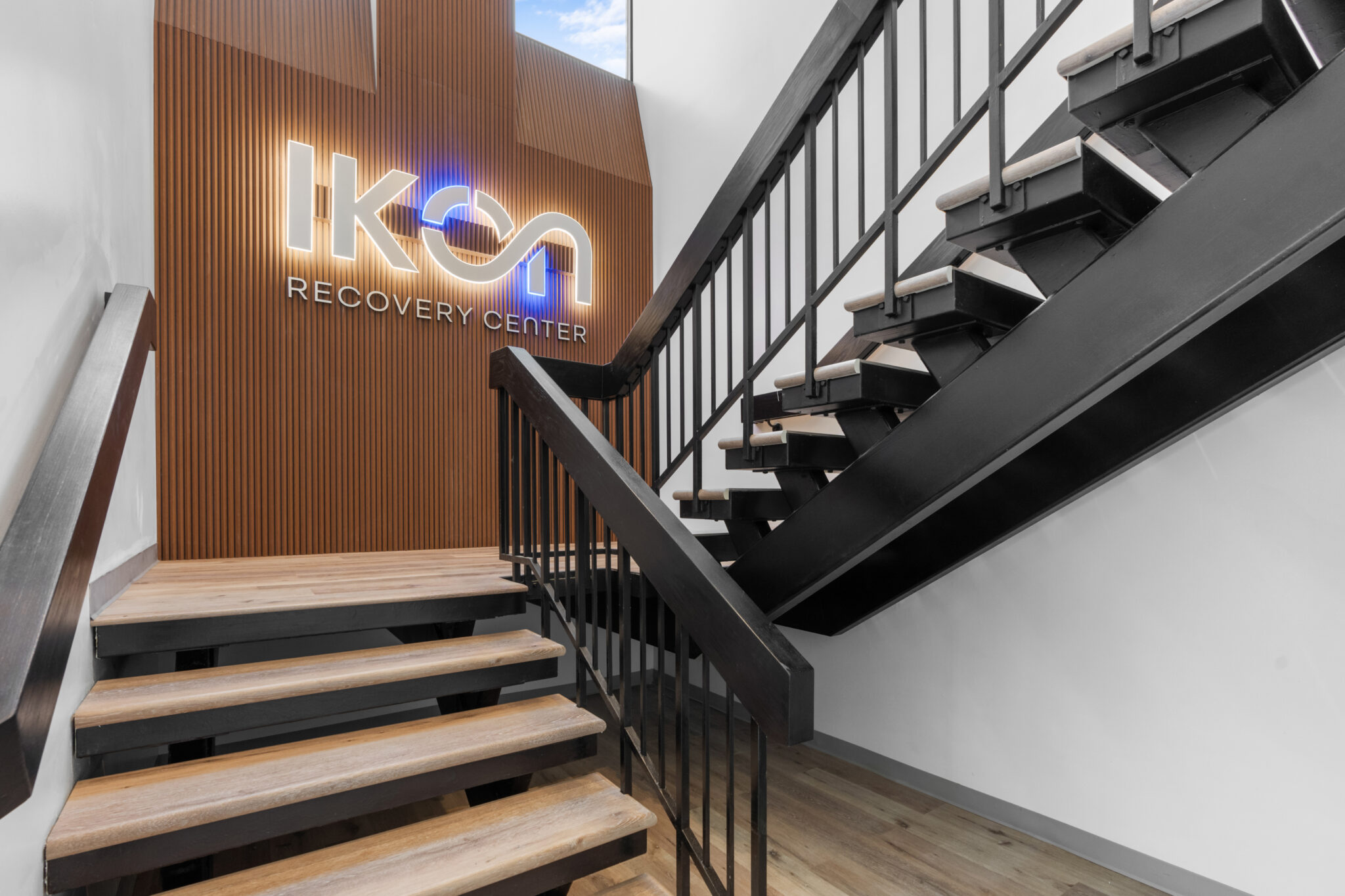 Tour Ikon Recovery Center in Saddle Brook, New Jersey