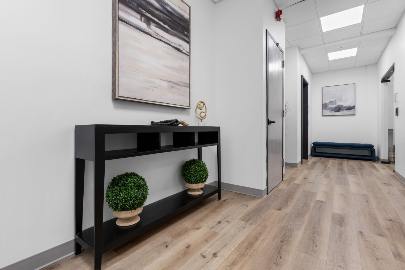 Tour Ikon Recovery Center in Saddle Brook, New Jersey